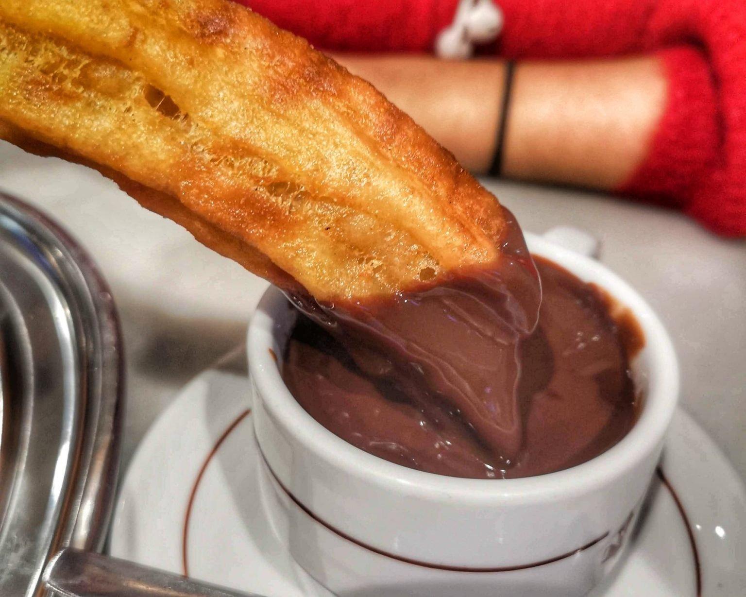 Chocolate com churros em Madrid - onde comer - MEL a Mil pelo Mundo